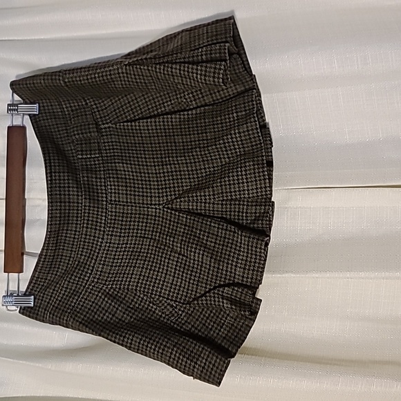 Patrizia Pepe | Skirts | Patrizia Pepe Mini Skirt | Poshmark